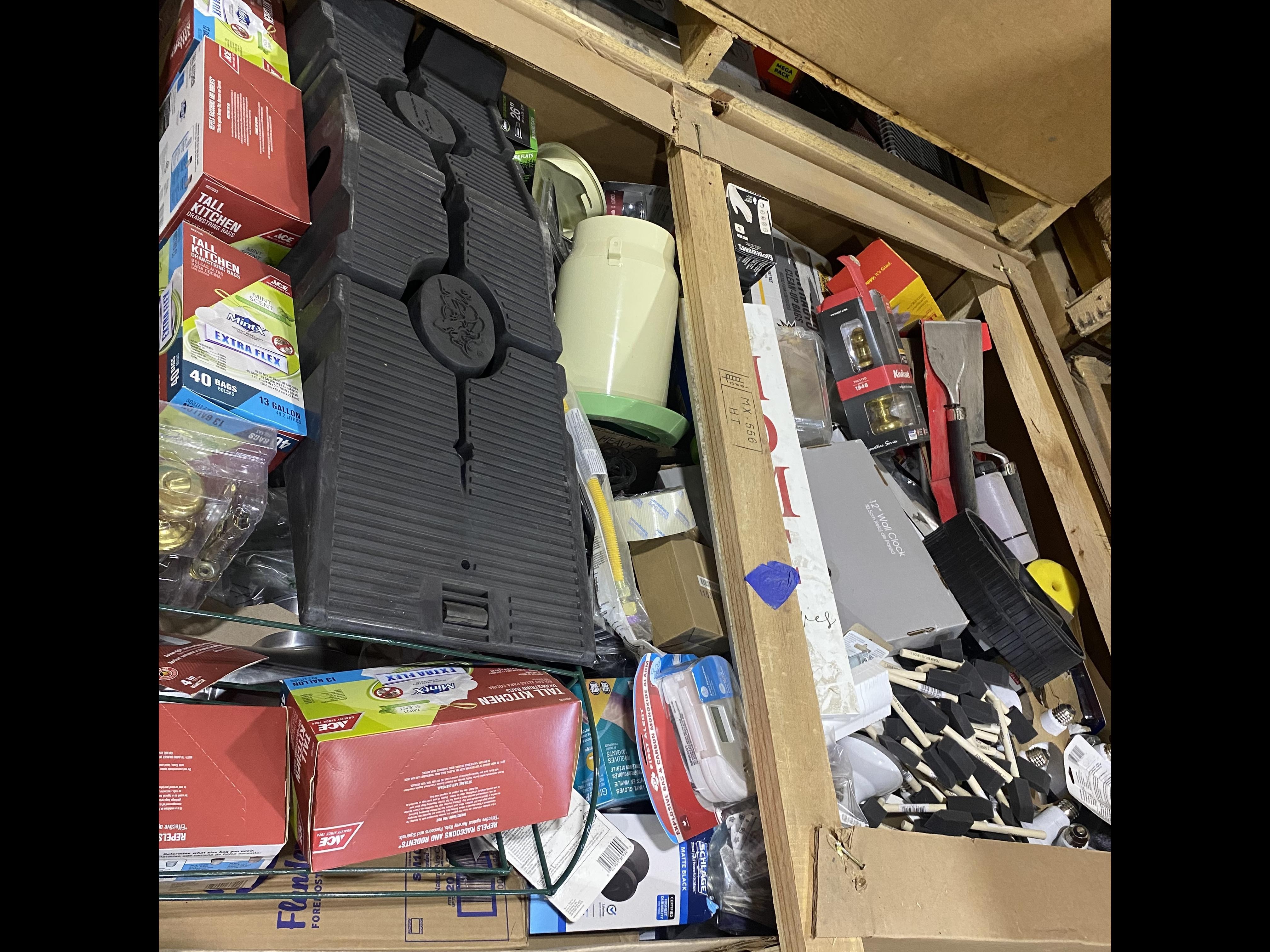 1 Pallet of UNMANIFESTED Mixed Merchandise, Used - Good Condition ...