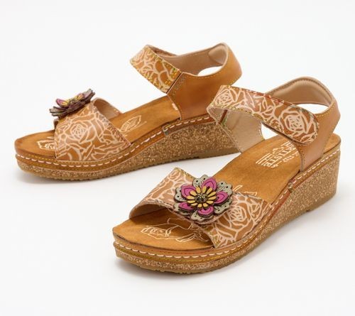 2 Pallets of Sandals by Lemon Jelly, Koolaburra by UGG & More, 402 ...