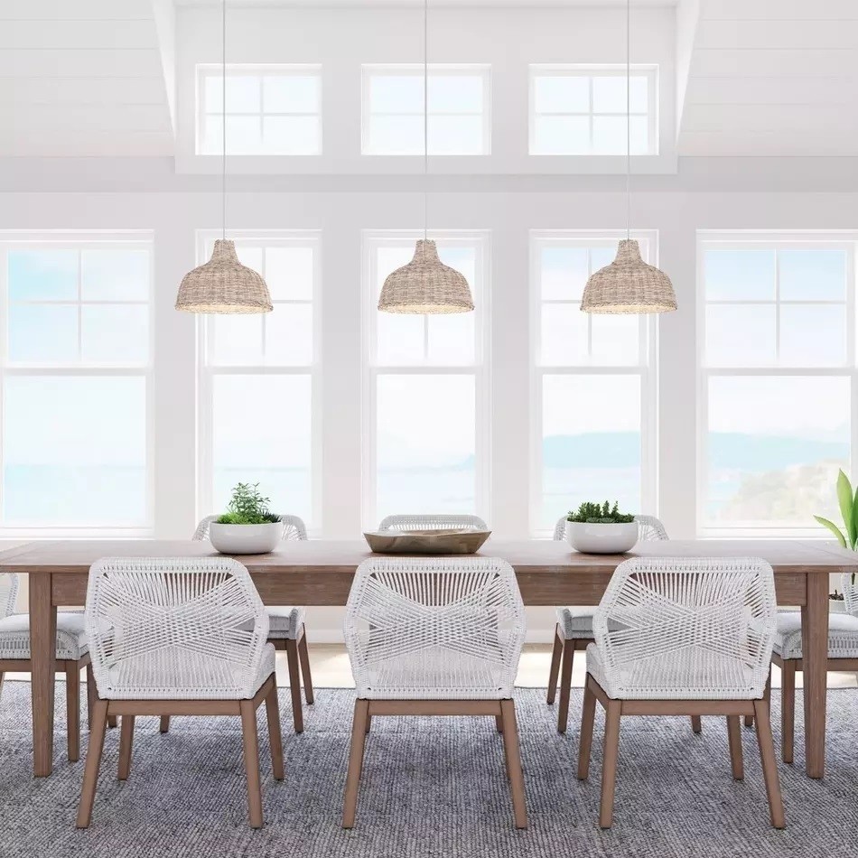 4 Pallets from Signature Hardware of Unmanifested Returns: Vanities ...